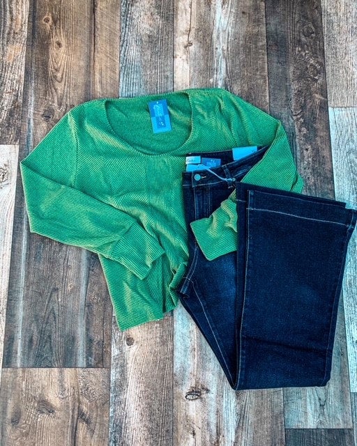 Holly Ribbed Top | The Denim Thistle Company